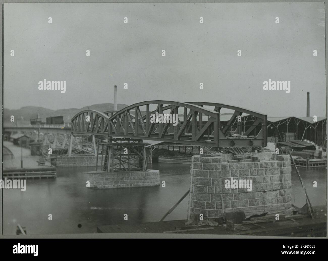 Bridge building over the Göta River, the second range during ...