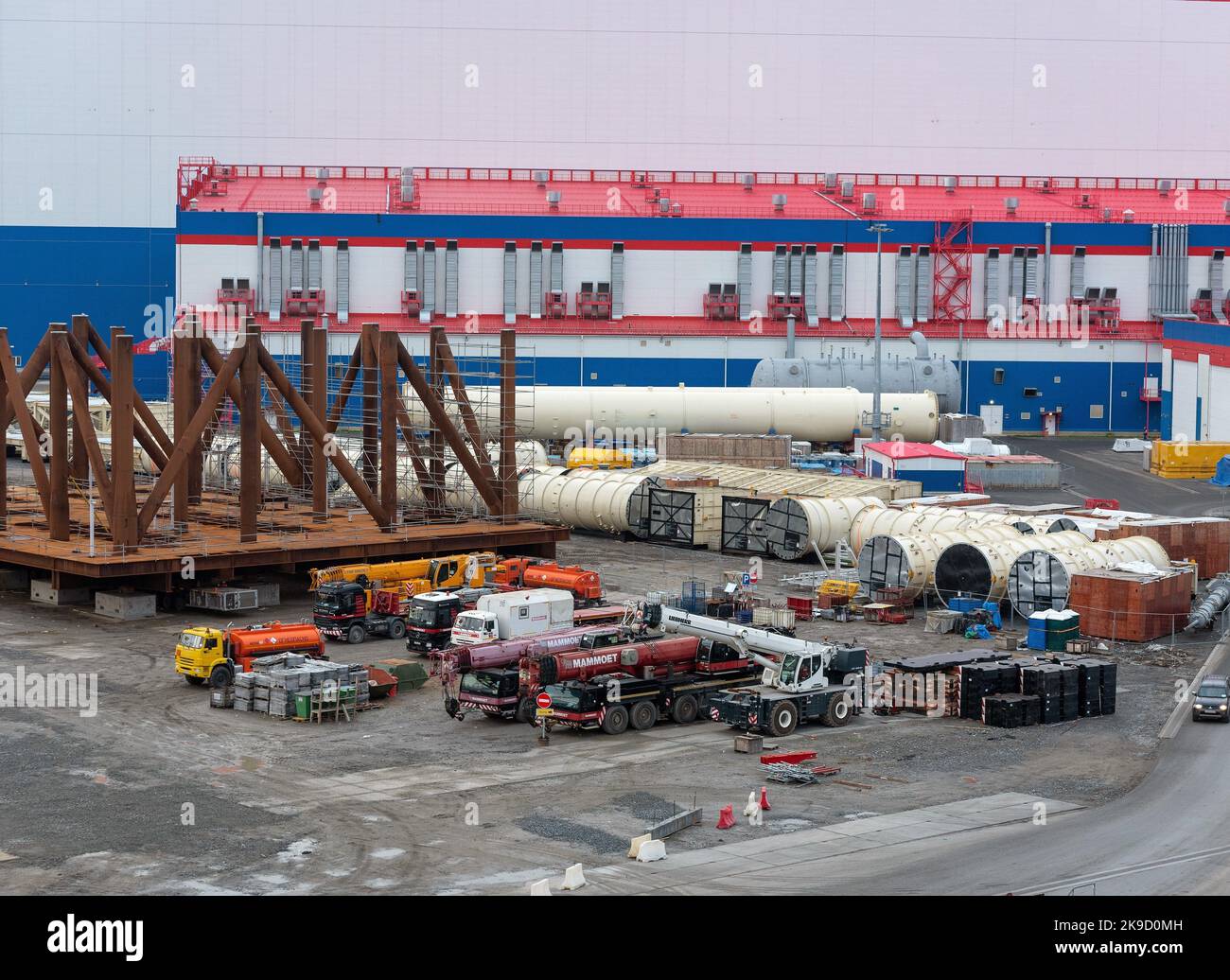 Center for Construction of Large-Tonnage Offshore Structures of NOVATEK ...