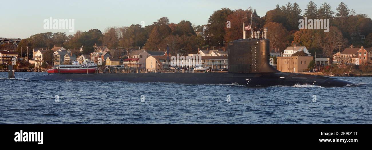 The Virginia-class submarine USS Vermont (SSN 792) U.S. Navy Stock ...