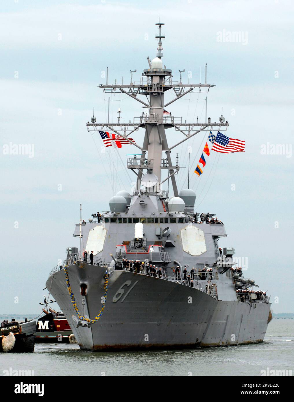 Guided-missile destroyer USS Ramage (DDG 61) U.S. Navy Stock Photo - Alamy