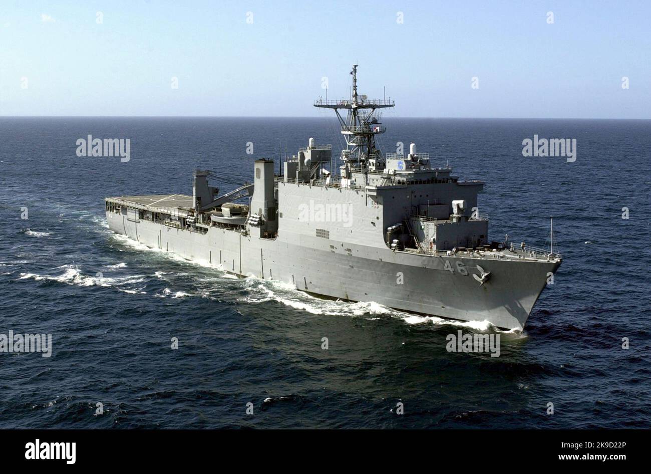 Amphibious transport dock landing ship USS Tortuga (LSD 46) U.S. Navy ...