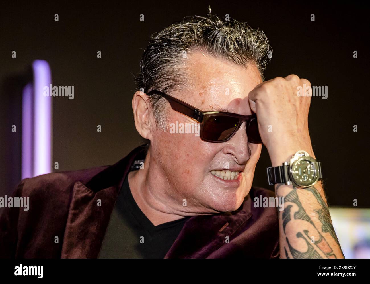 2022-10-27 21:18:55 AMSTERDAM - Singer Barry Hay has been named JFK's ...