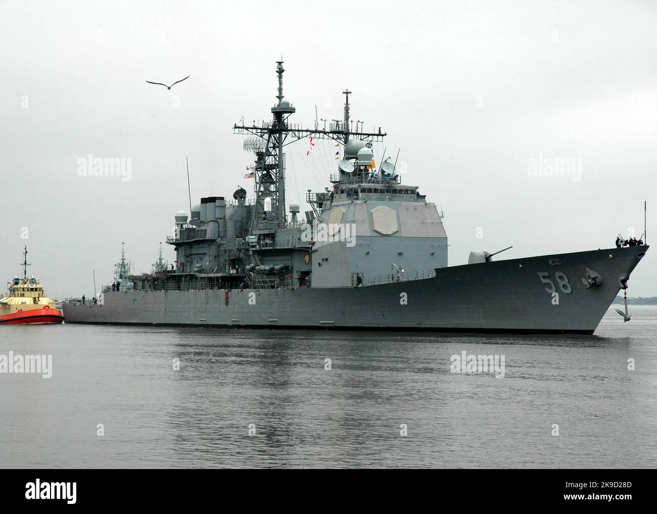The guided missile cruiser USS Philippine Sea (CG 58) U.S. Navy Stock ...