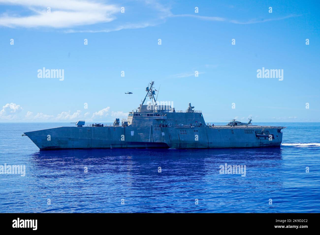 The Independence-variant littoral combat ship USS Jackson (LCS 6) U.S ...