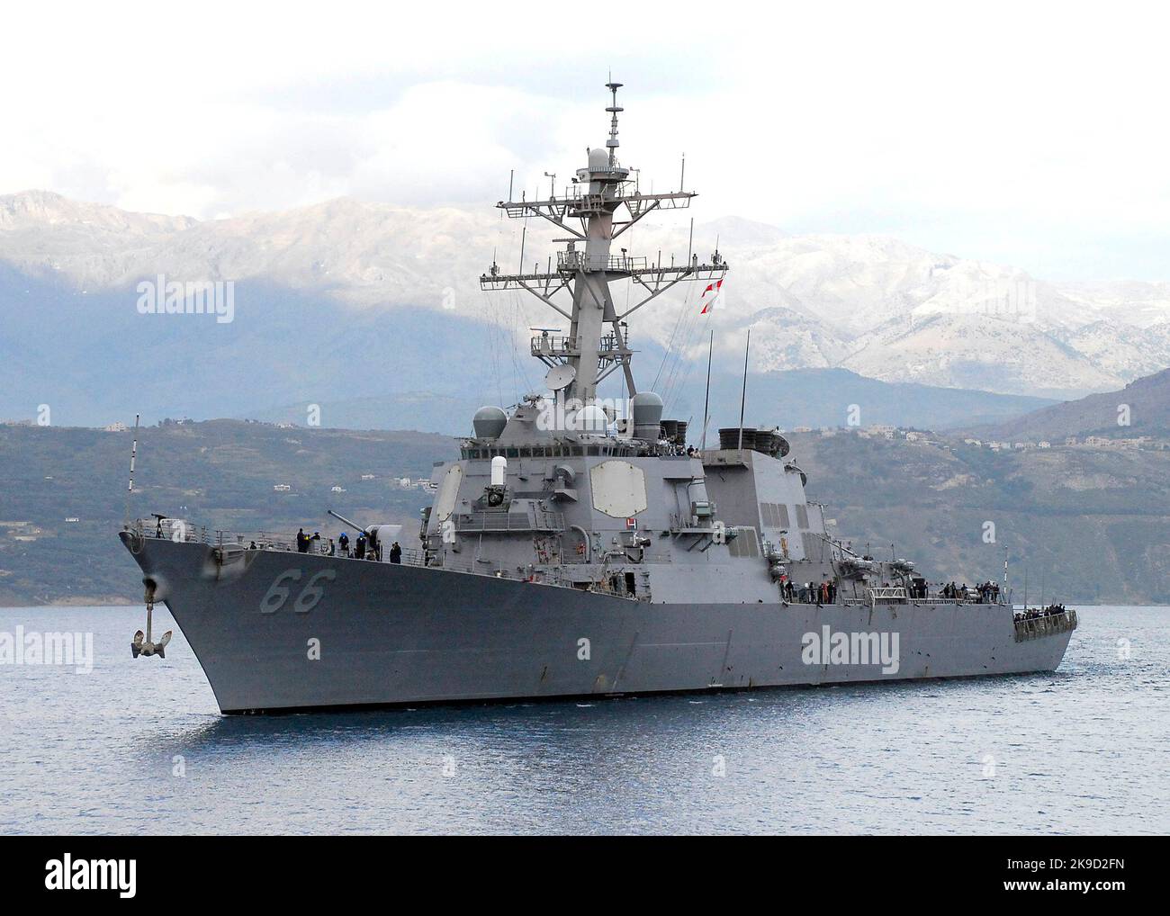 The guided-missile destroyer USS Gonzalez (DDG 66) U.S. Navy Stock ...