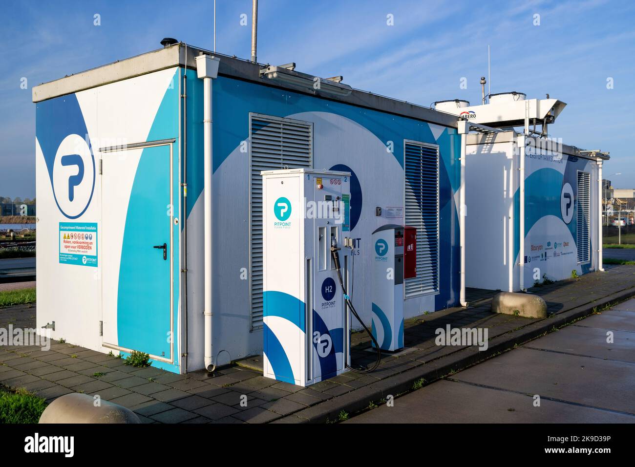 Hydrogen zero emissions fuel hi-res stock photography and images - Alamy