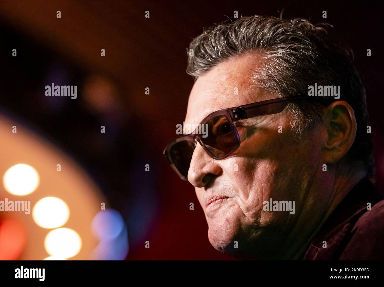 2022-10-27 21:30:01 AMSTERDAM - Singer Barry Hay has been named JFK's ...