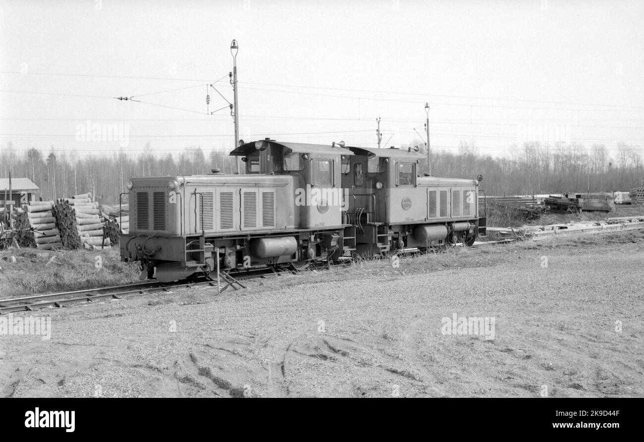 Dala - Ockelbo - Norrsundet Railway, Donj Diesellok 1 "Åbron" and 2 ...