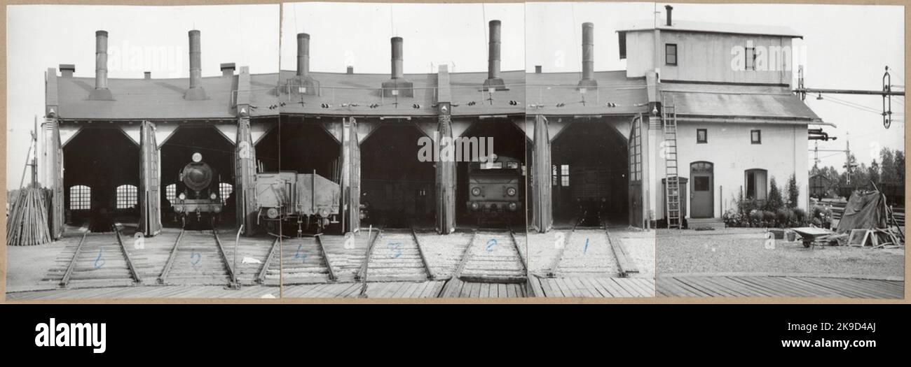 The State Railways, SJ HG 661. Lokstal with locomotive and carriage ...