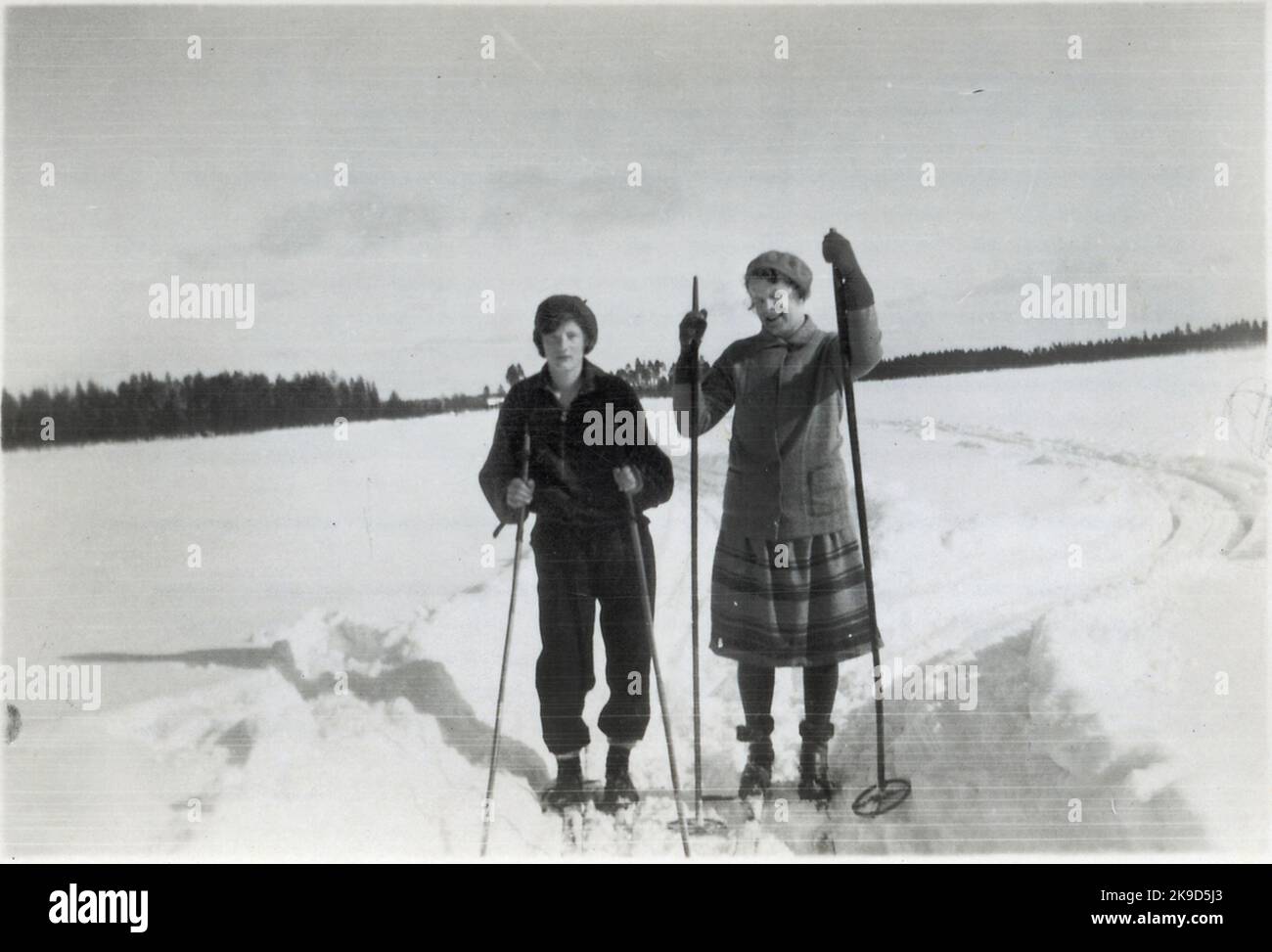 Siri and Astrid on skiing Stock Photo - Alamy