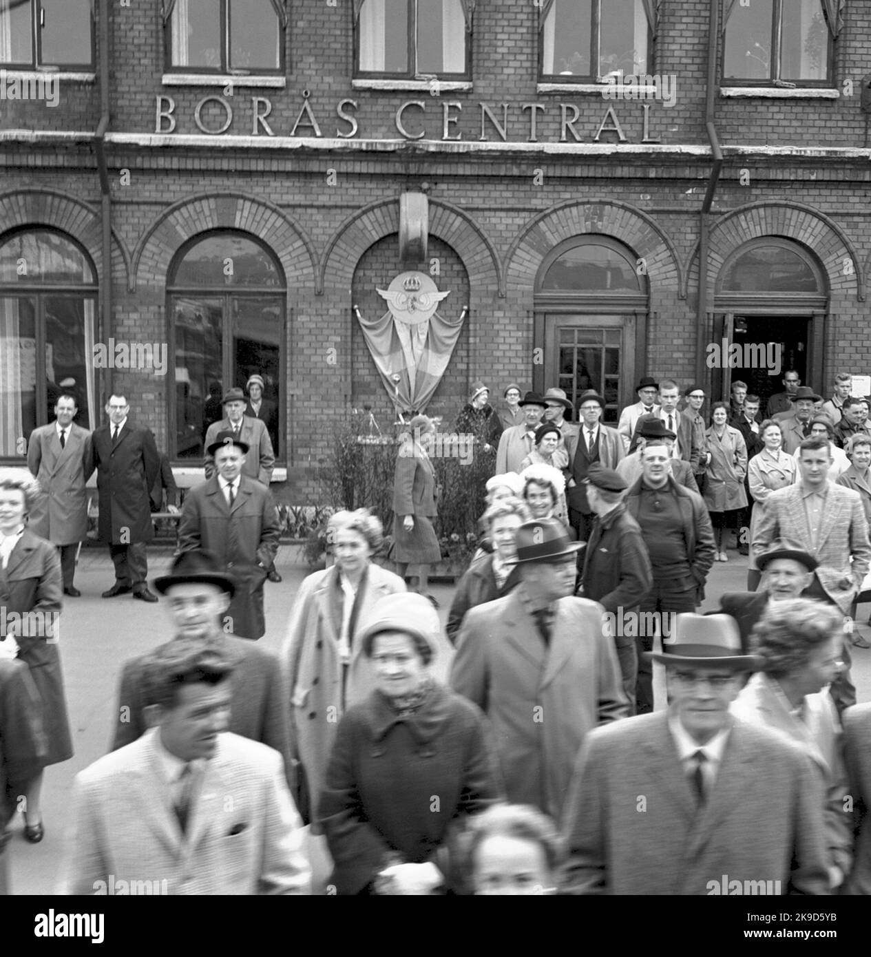 Borås Central Station. Electrification of the Borås-Alvesta Distance ...