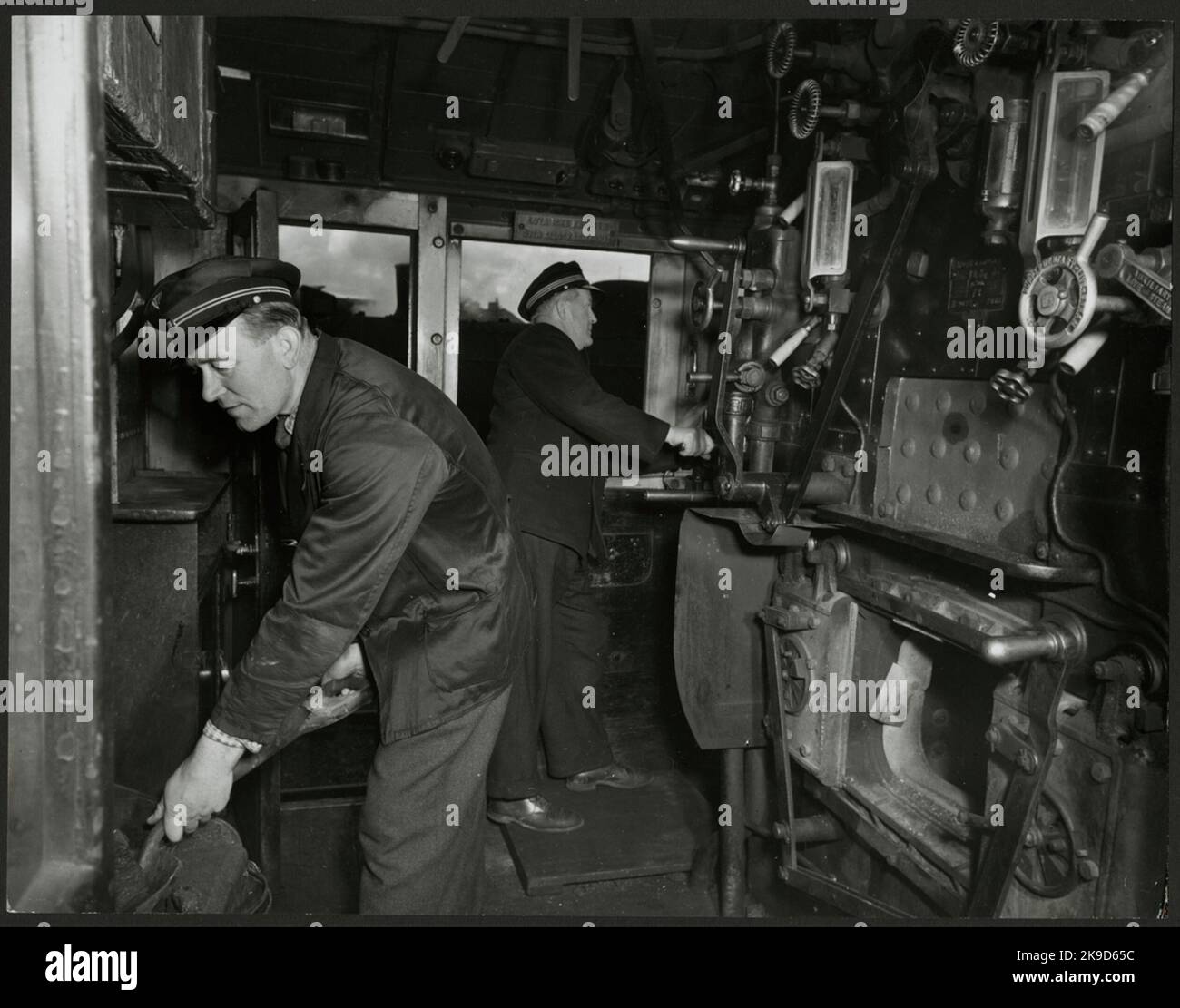 Driver's cab in a steam locomotive Stock Photo - Alamy