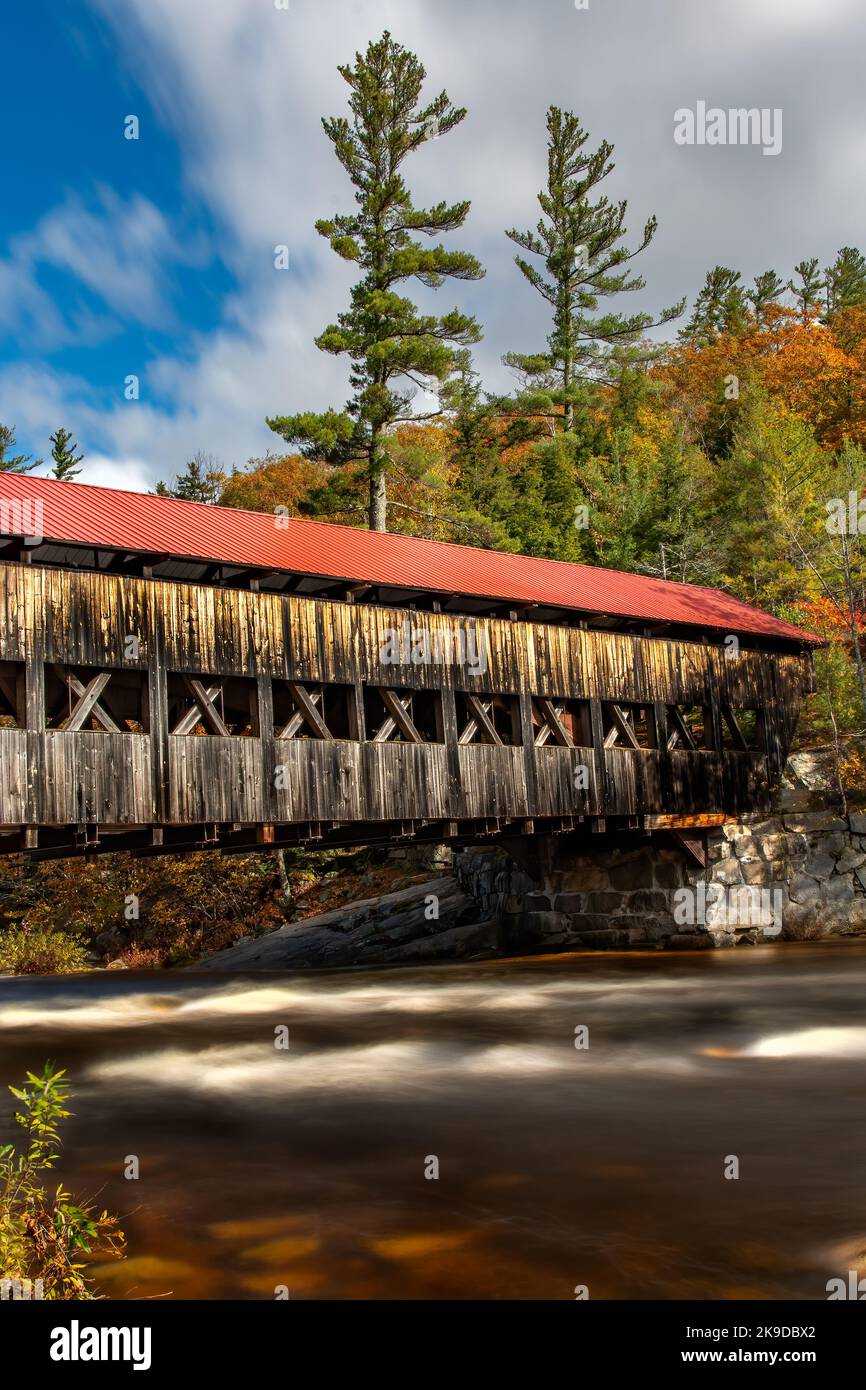 Albany Covered Bridge in New Hampshire Stock Photo - Alamy