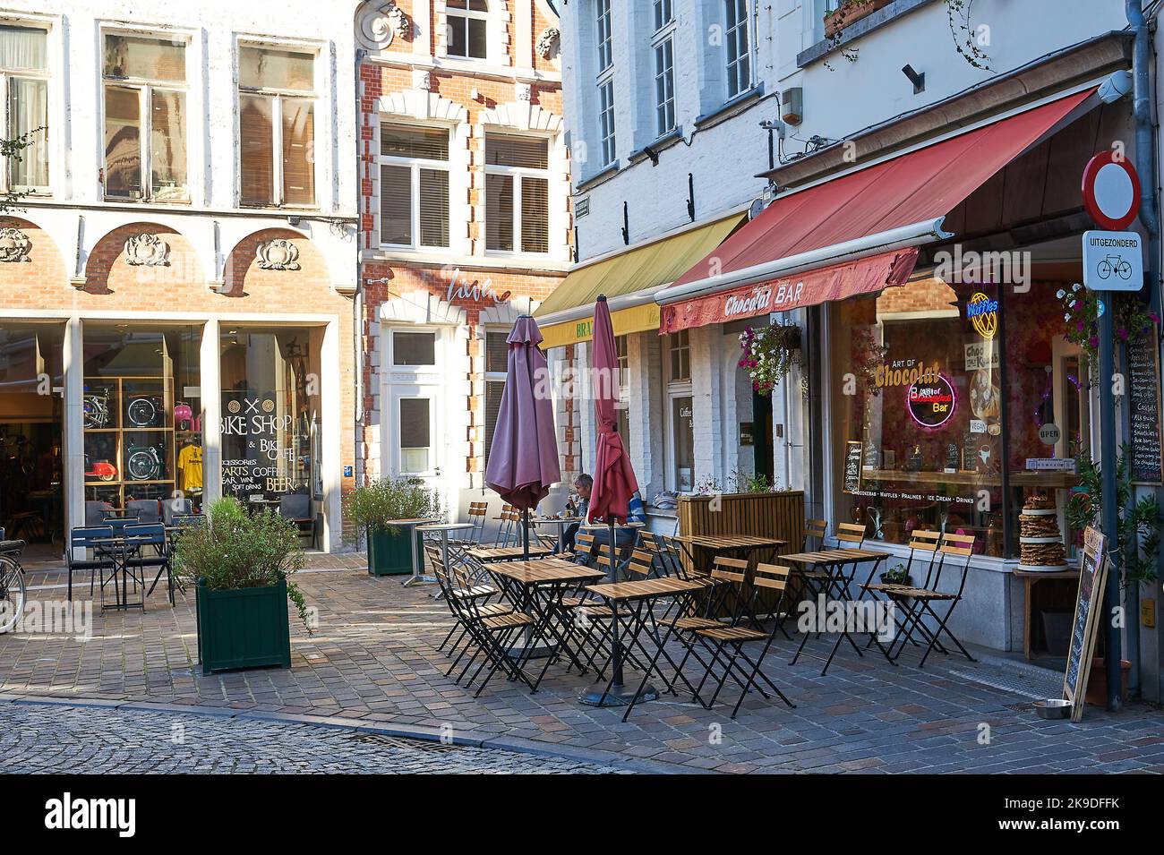 Bruges tourist destination hi-res stock photography and images - Alamy