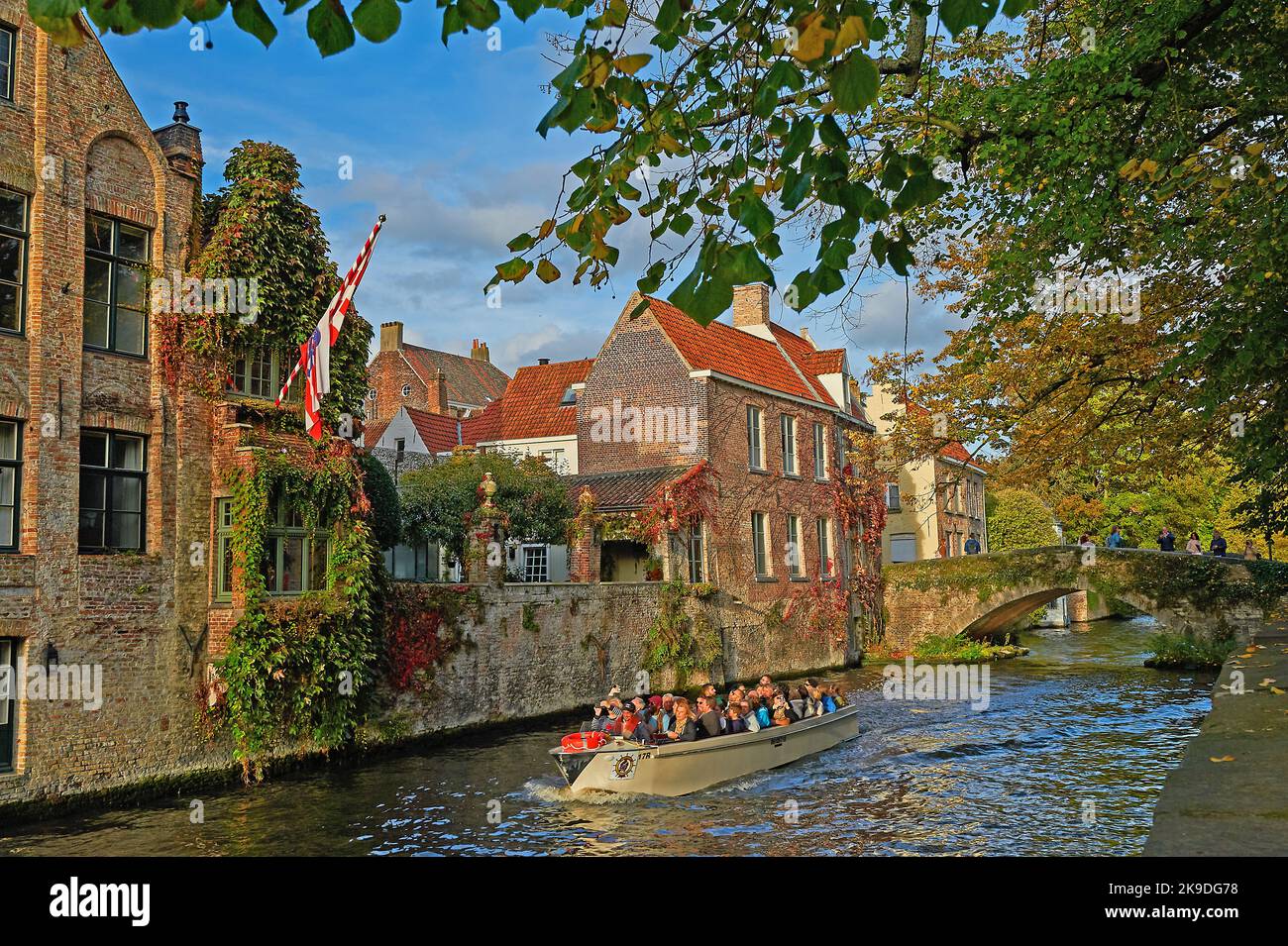 Bruges canal groenerei hi-res stock photography and images - Alamy