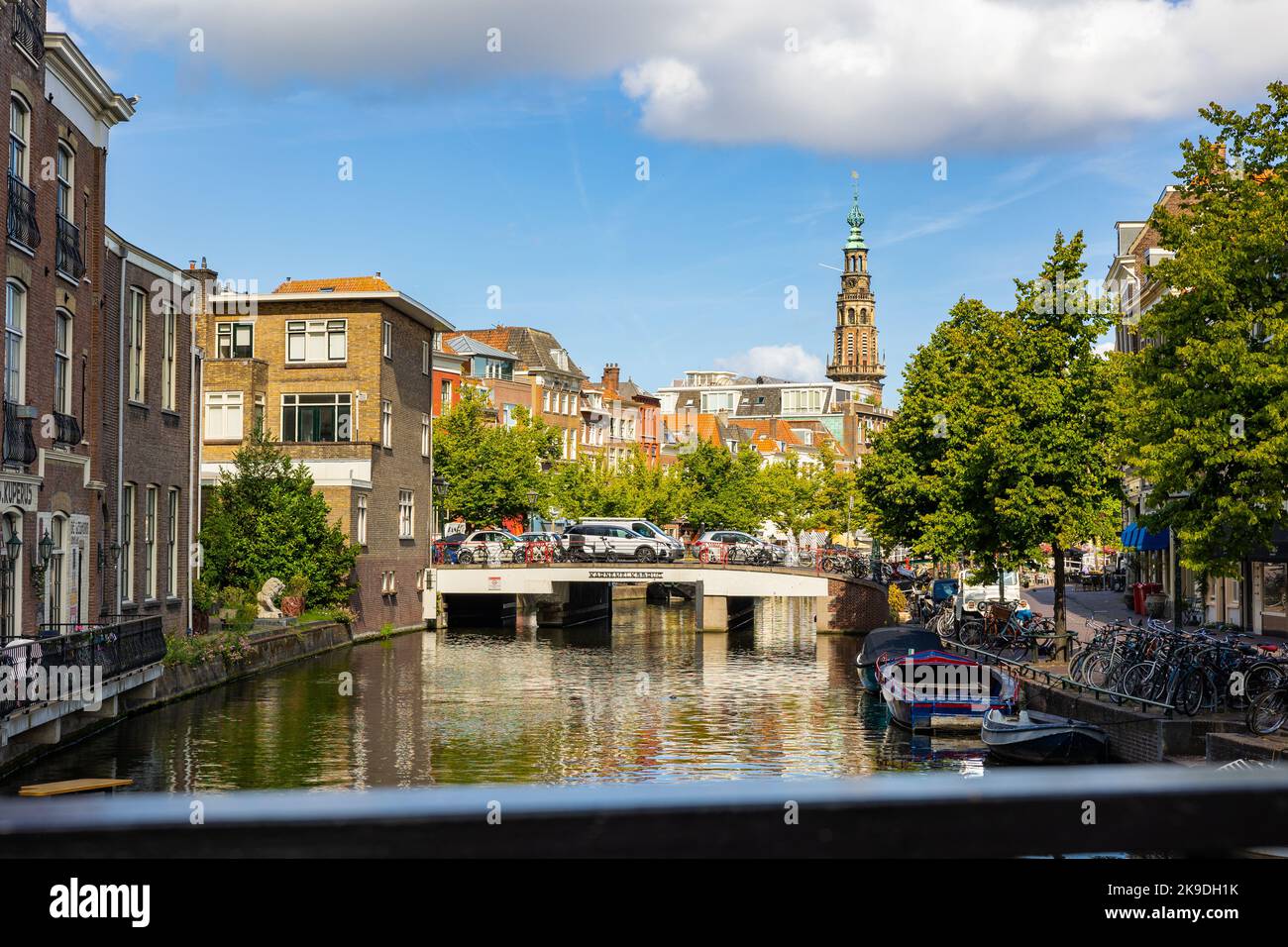 Waterways and typical Dutch architecture in Leiden Stock Photo - Alamy