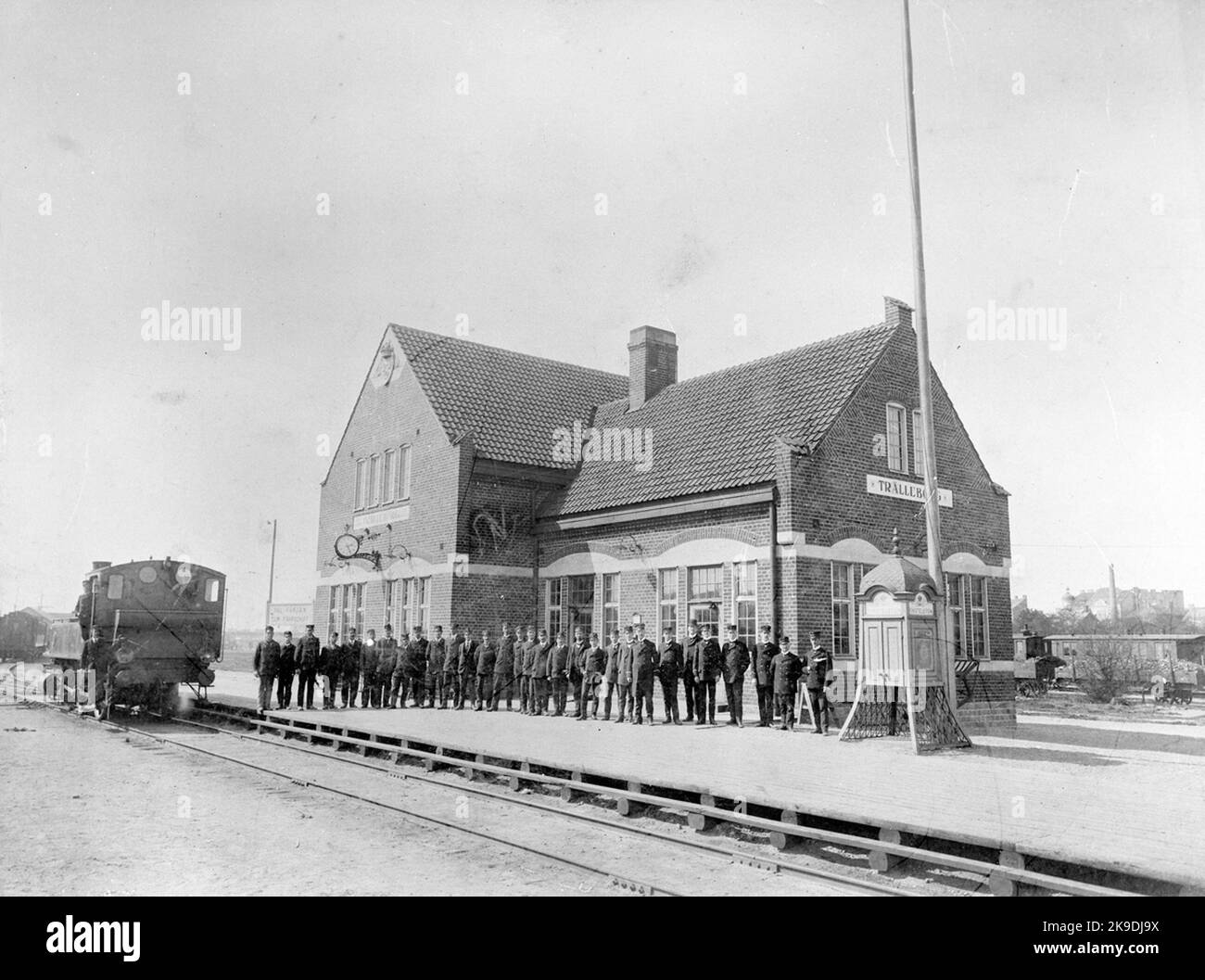 Ferry operation Black and White Stock Photos & Images - Alamy