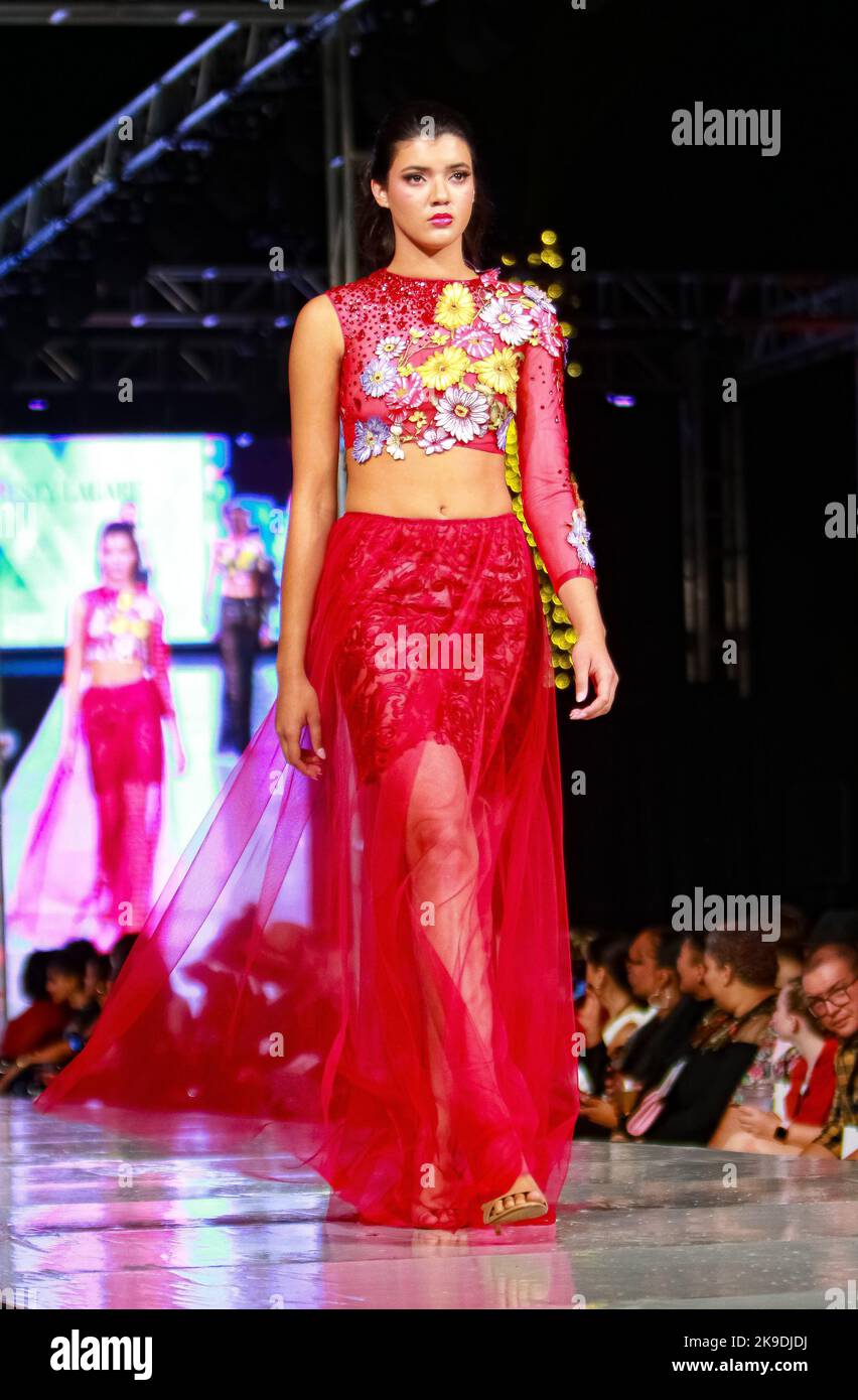 Some of the top models and top designers headed to the Chateau Luxe to ...