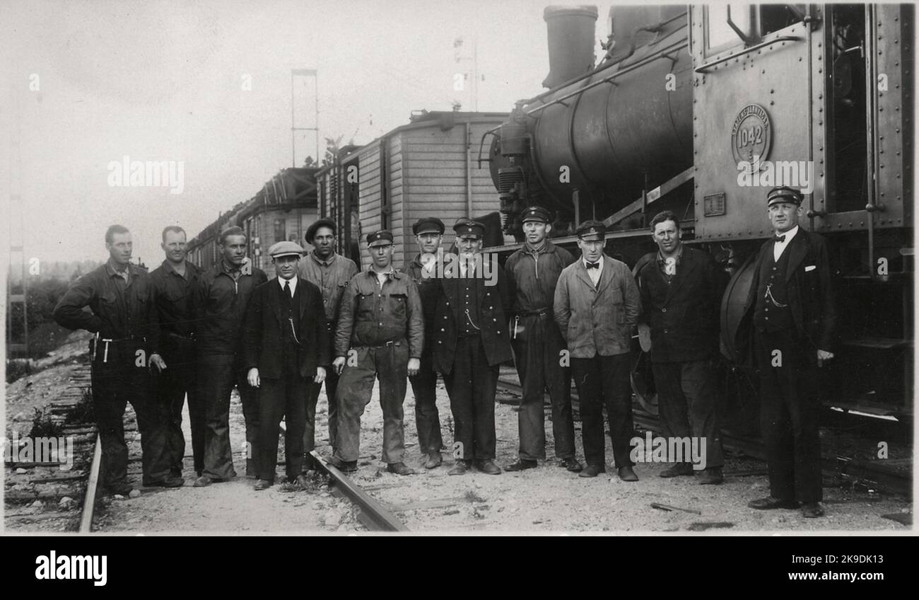 Steam locomotive assembly hi-res stock photography and images - Alamy