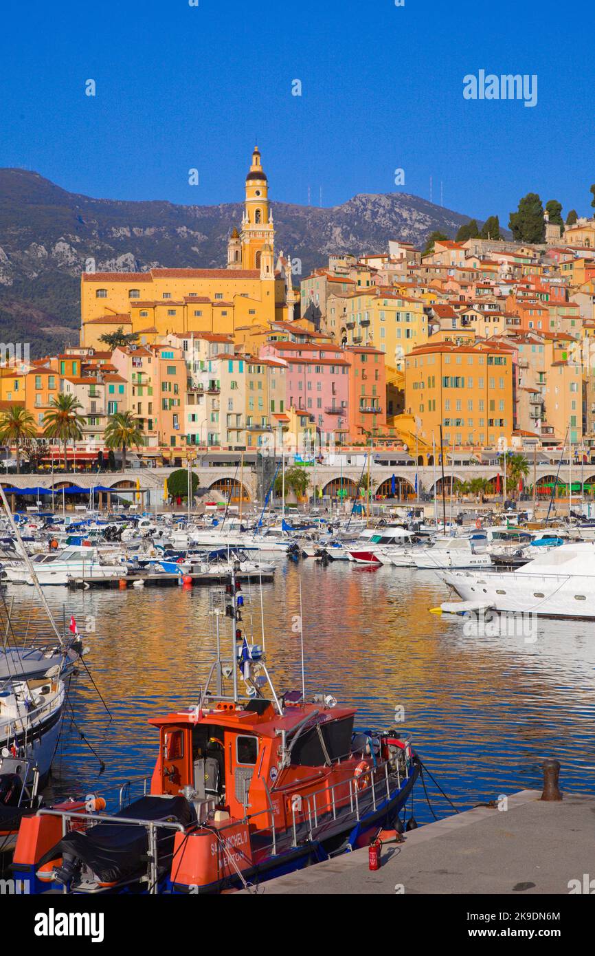 France, Cote d'Azur, Menton, Vieux Port, boats, skyline Stock Photo - Alamy