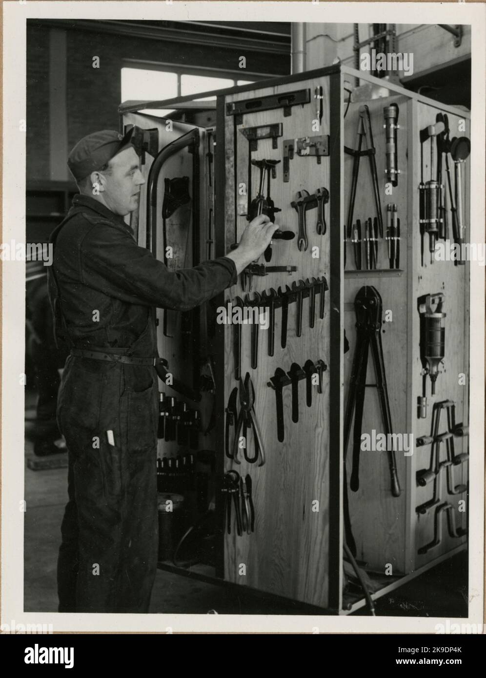 Personnel at Malmö freight wagon workshop Stock Photo - Alamy