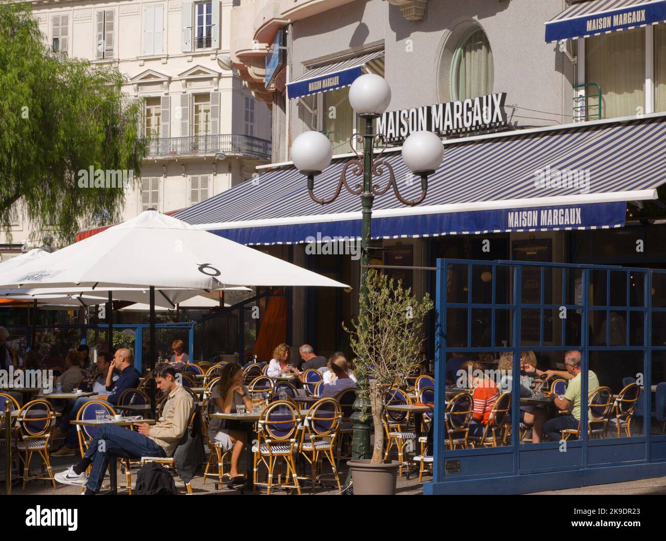 France, Cote d'Azur, Nice, cafe, restaurant, people Stock Photo - Alamy
