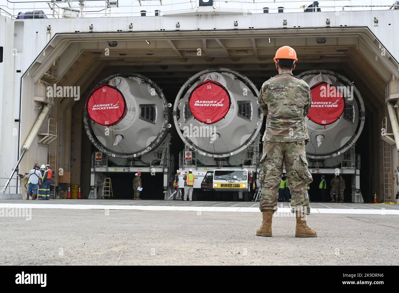 Vandenberg space force base hi-res stock photography and images - Alamy