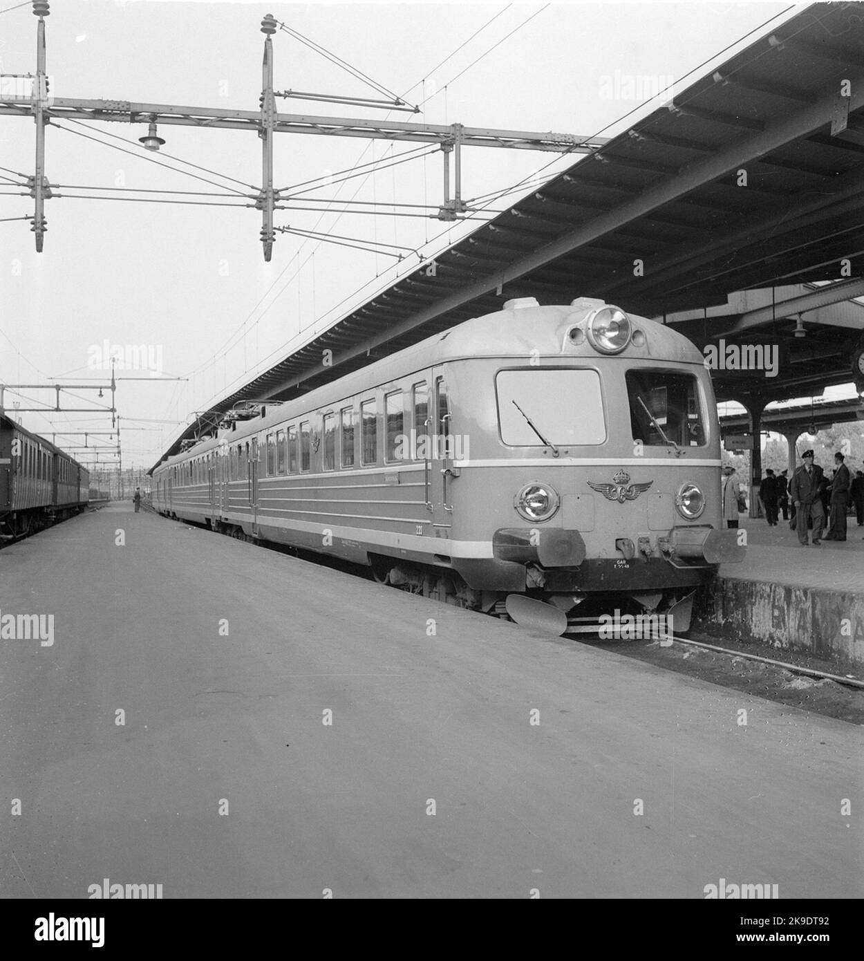 State Railways, SJ X0A5 220. Express train Skandiapilen. In operation ...