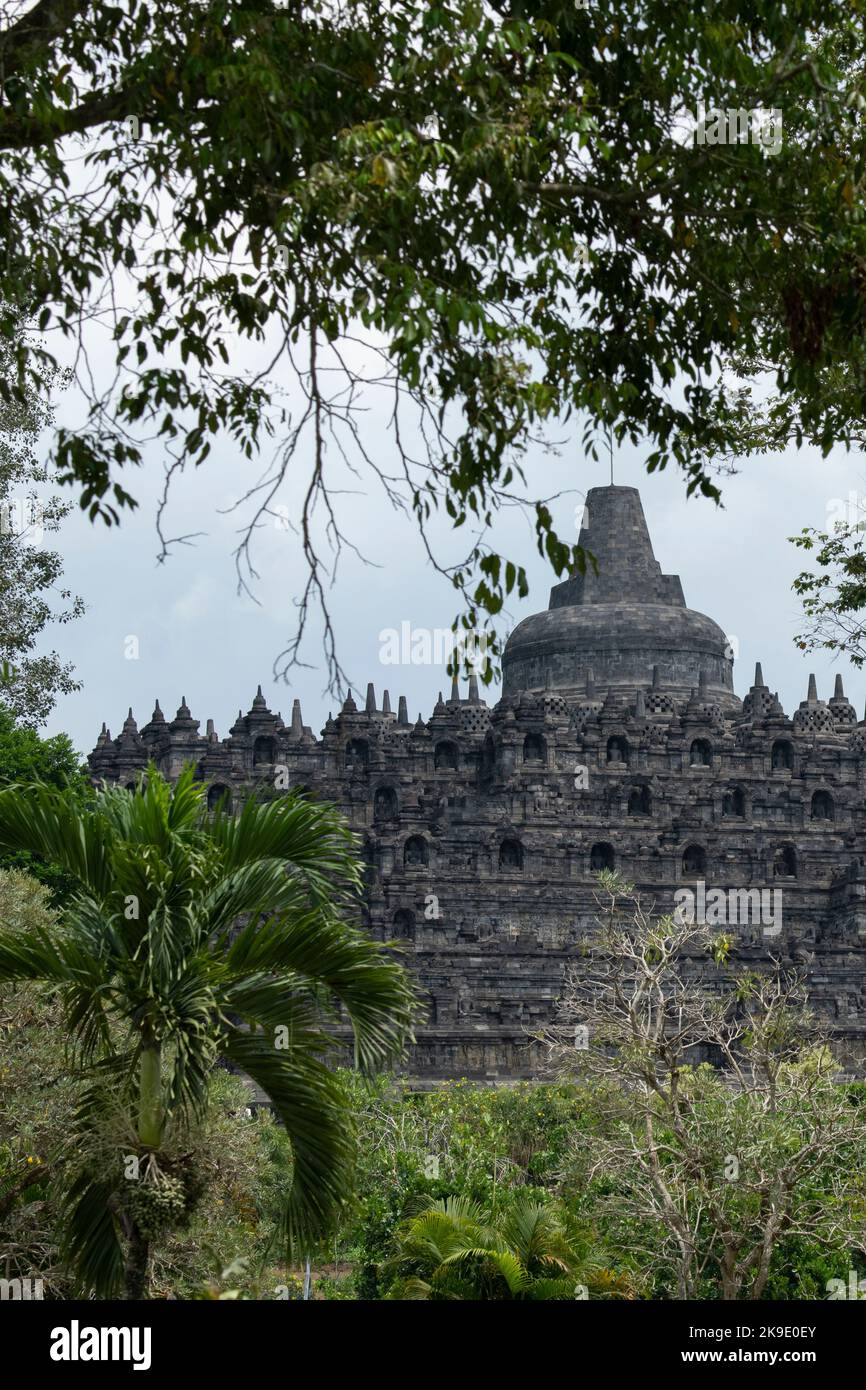 Indonesia, Java, Borobudur. The largest Buddhist monument in the world ...