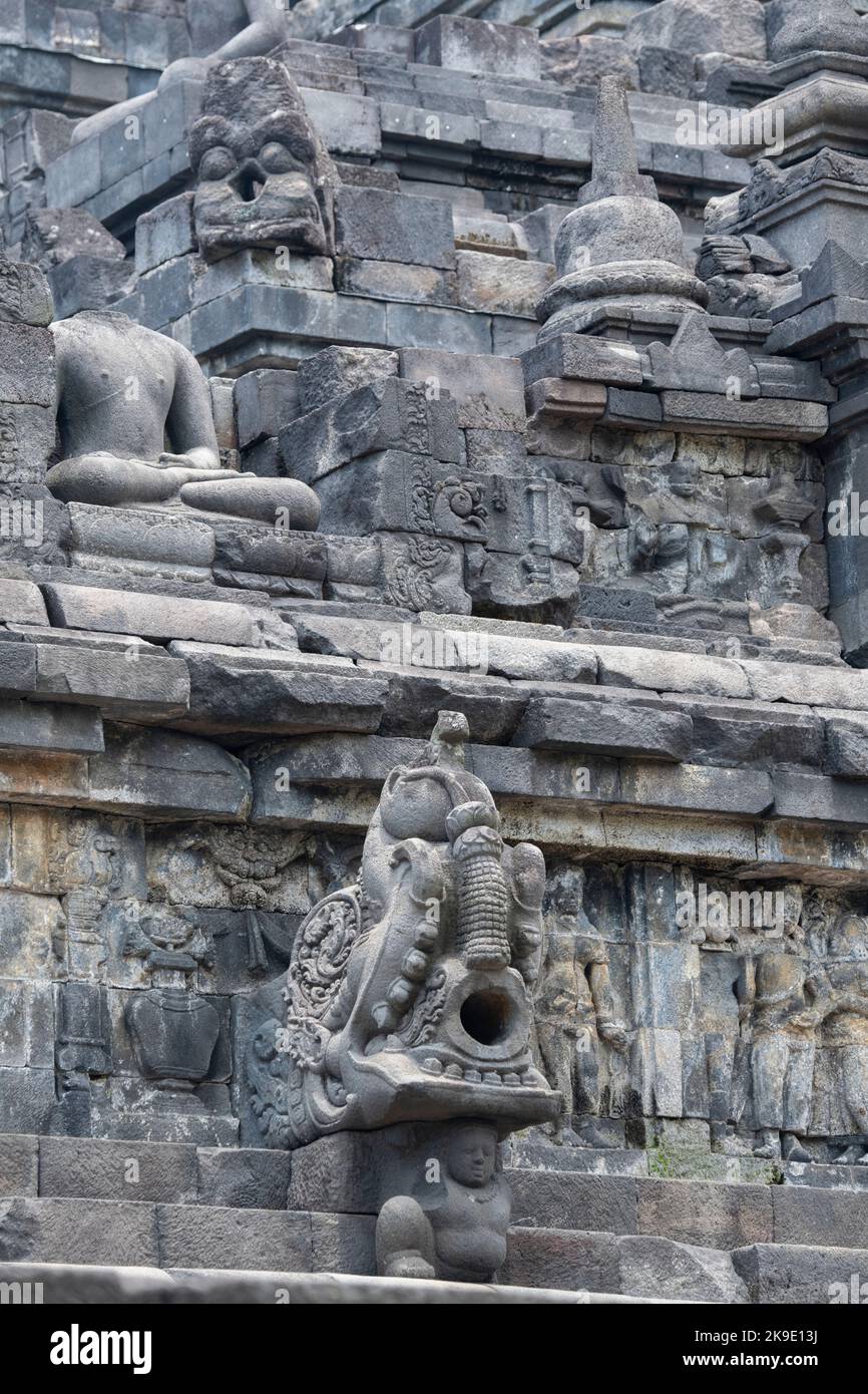 Indonesia, Java, Borobudur. The largest Buddhist monument in the world ...