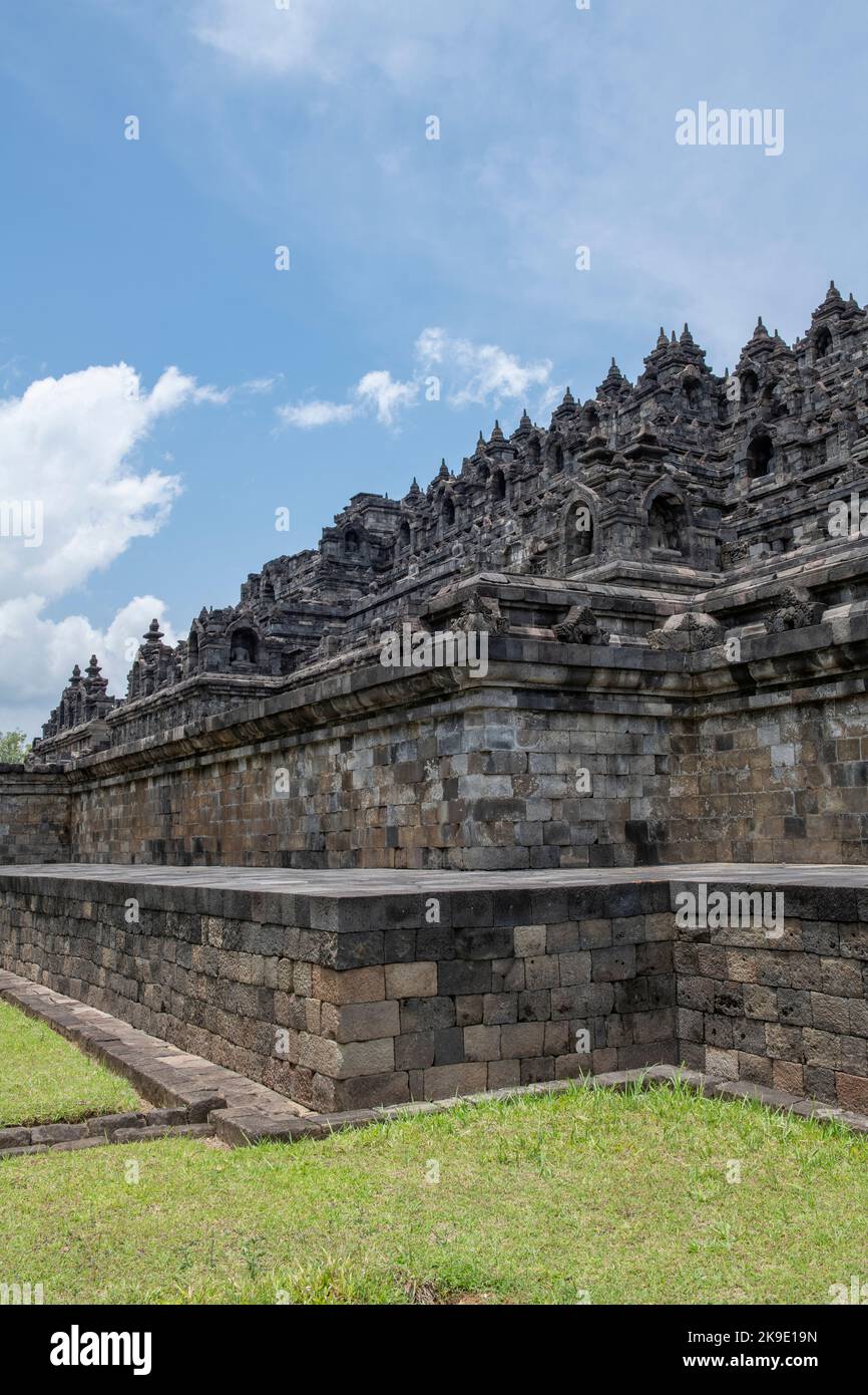 Indonesia, Java, Borobudur. The largest Buddhist monument in the world ...
