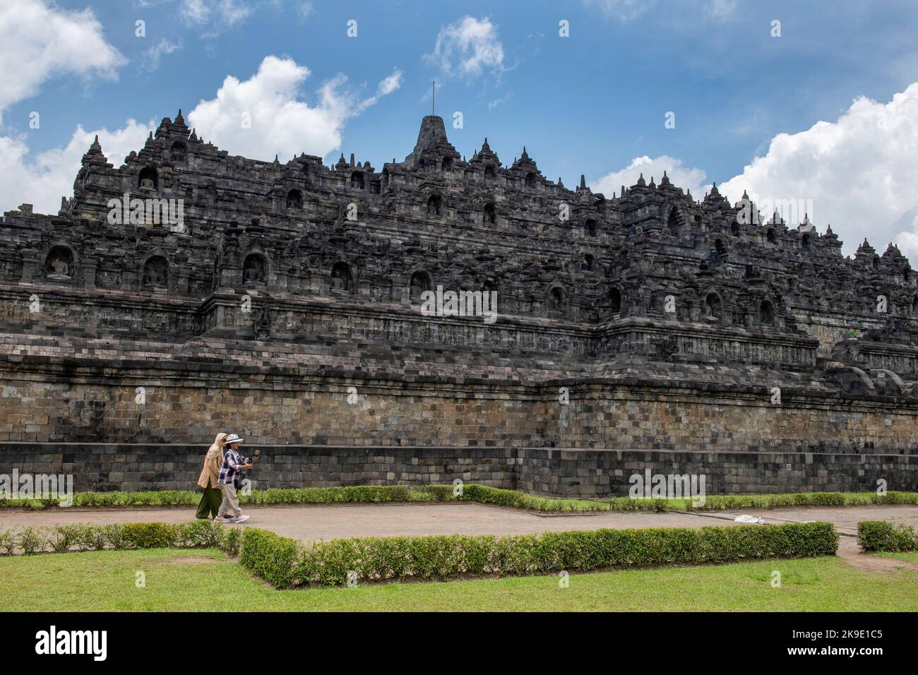 Indonesia, Java, Borobudur. The largest Buddhist monument in the world ...