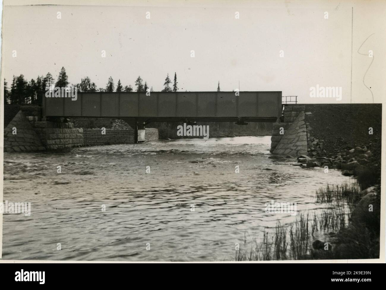 Railway bridge over Varjisån. The bridges that were built over they ...