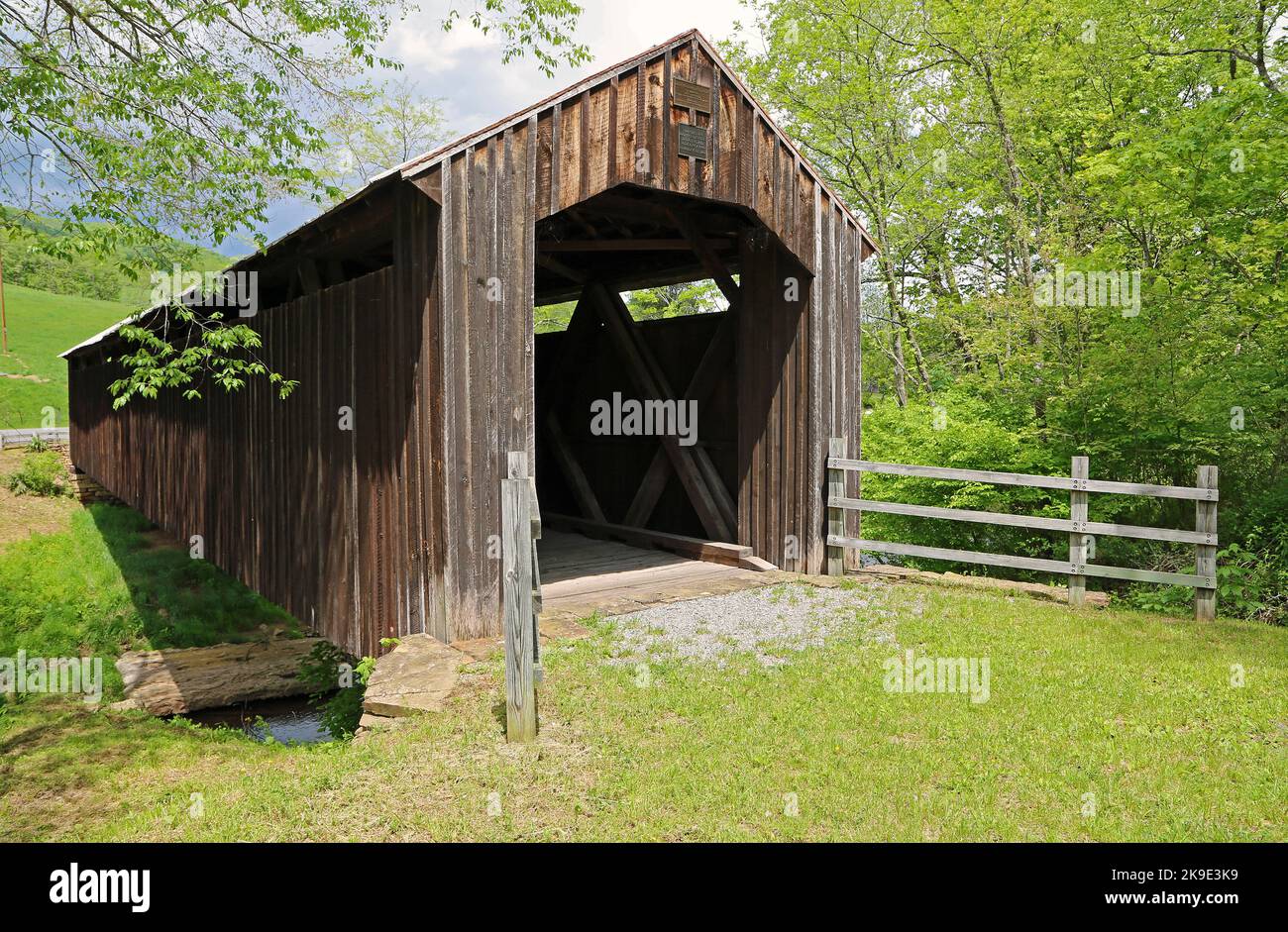 Entrance to Locust Creek covered bridge - West Virginia Stock Photo - Alamy