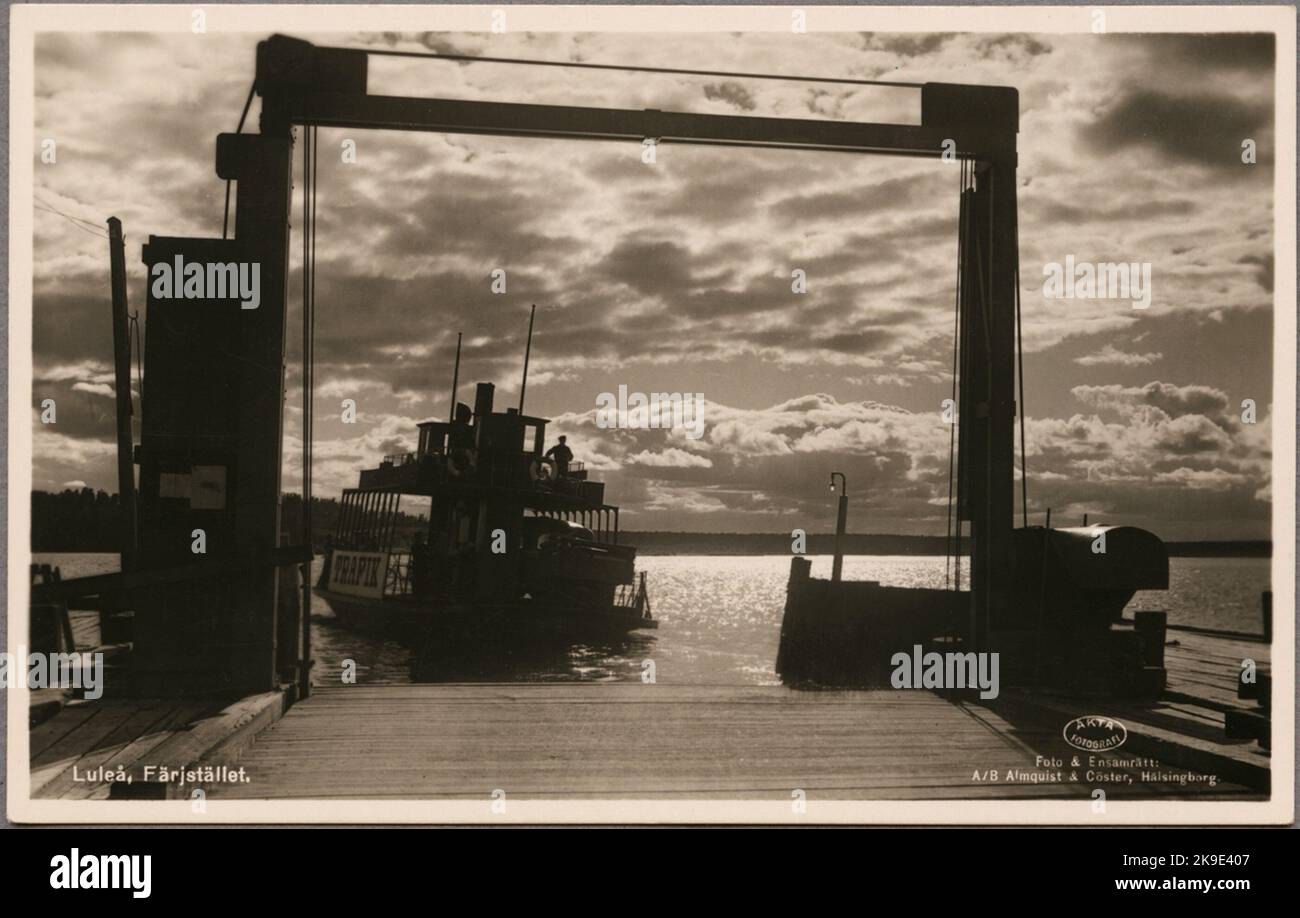 Steam ferry "Traffic" in service between Luleå and Bergnäset in 1900 ...