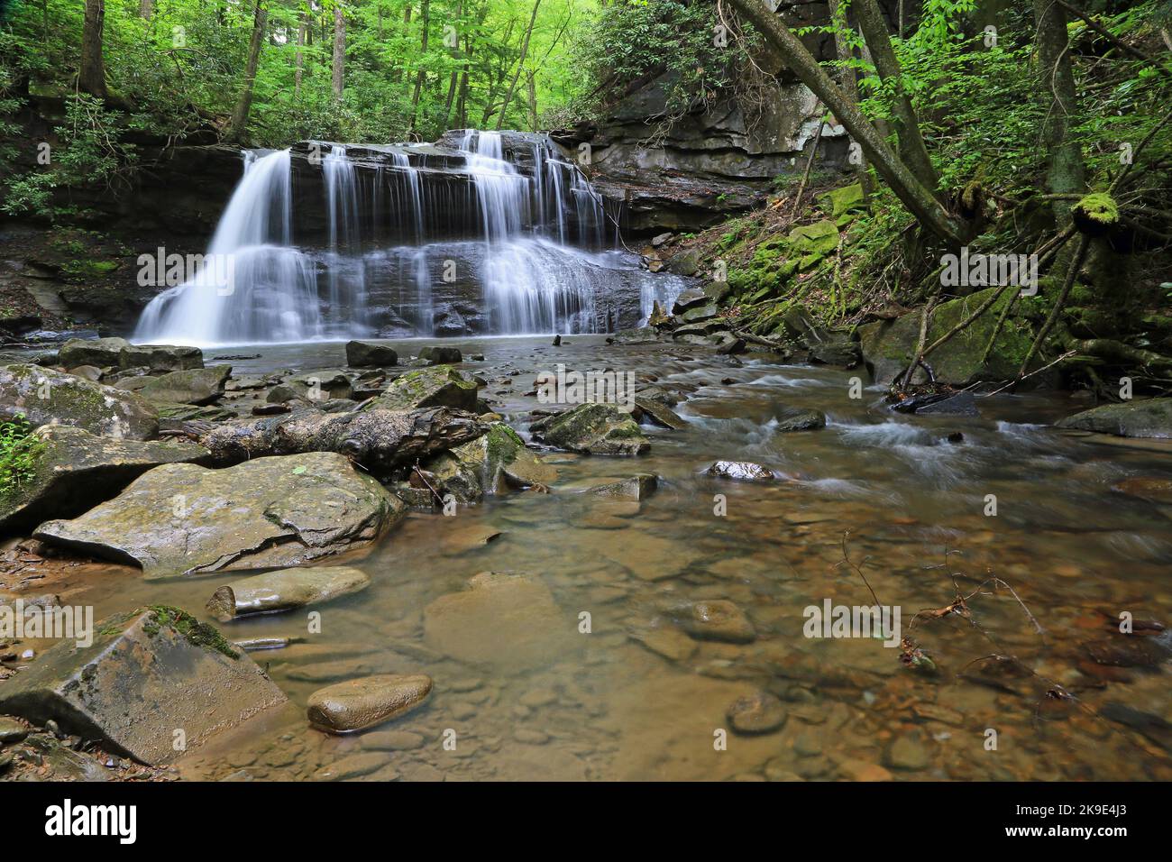 Falls run trail hi-res stock photography and images - Alamy