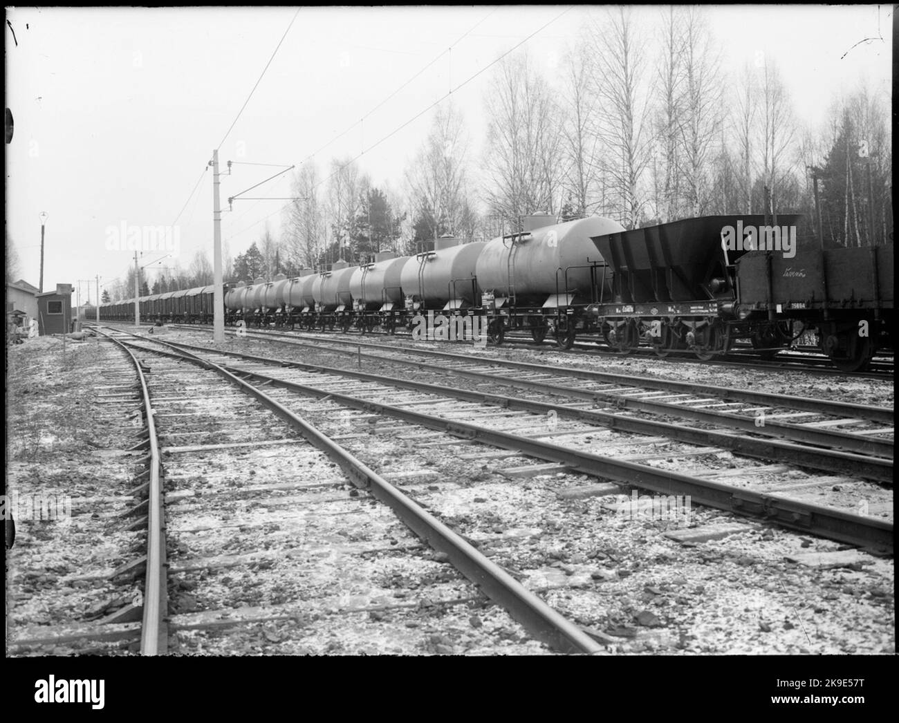 Freight wagons belonging to the State Railways, including SJ MAS 34078 ...