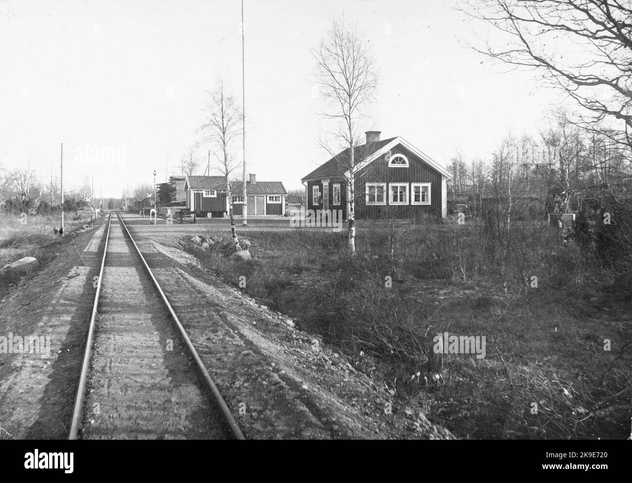 Stop built in 1922. One -story station house in wood, modernized in ...