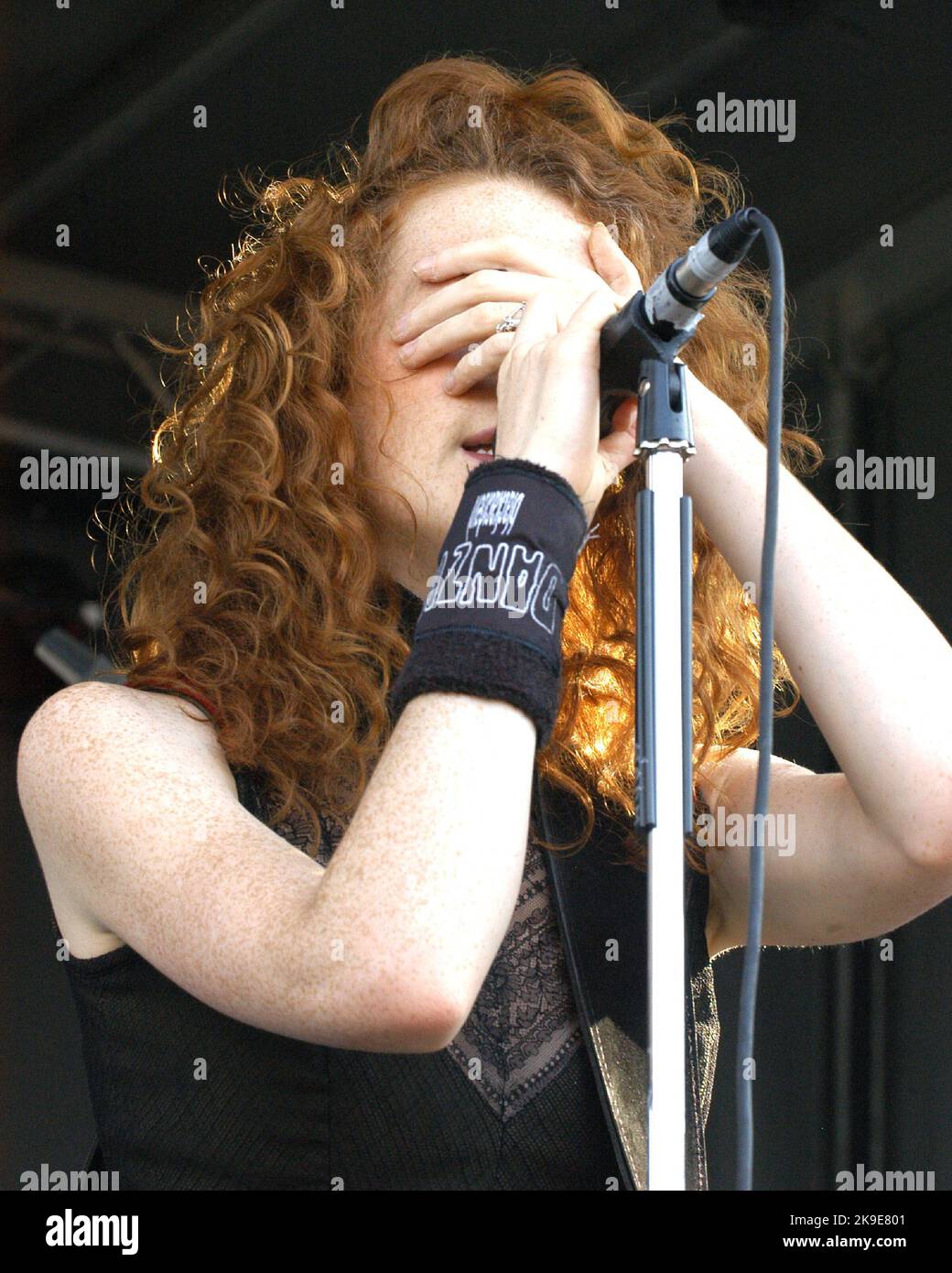 Melissa Auf der Maur performs at the fourth date of the Curiosa ...