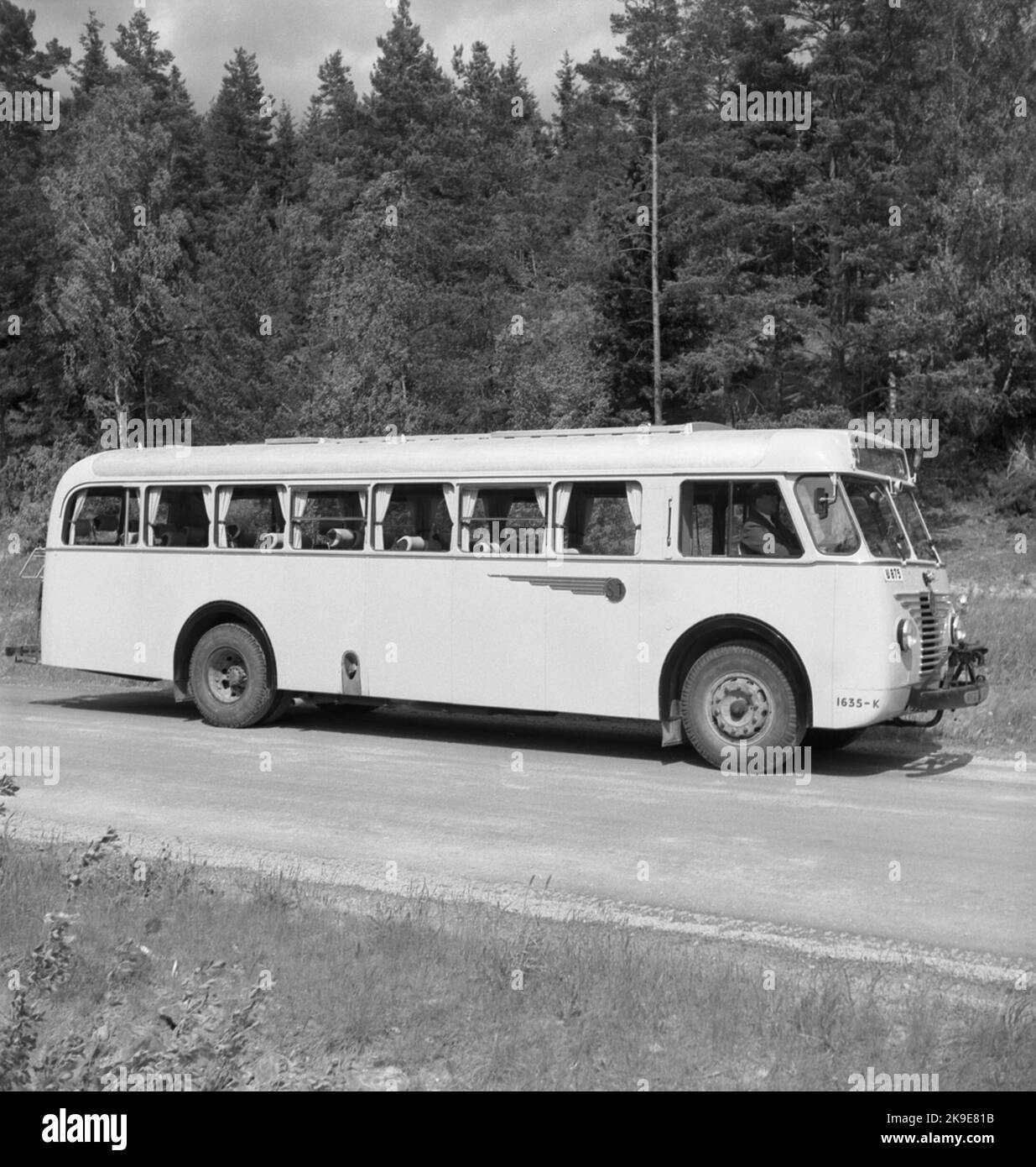 The State Railways, SJ Tourist and Country Road buses. Combined line ...