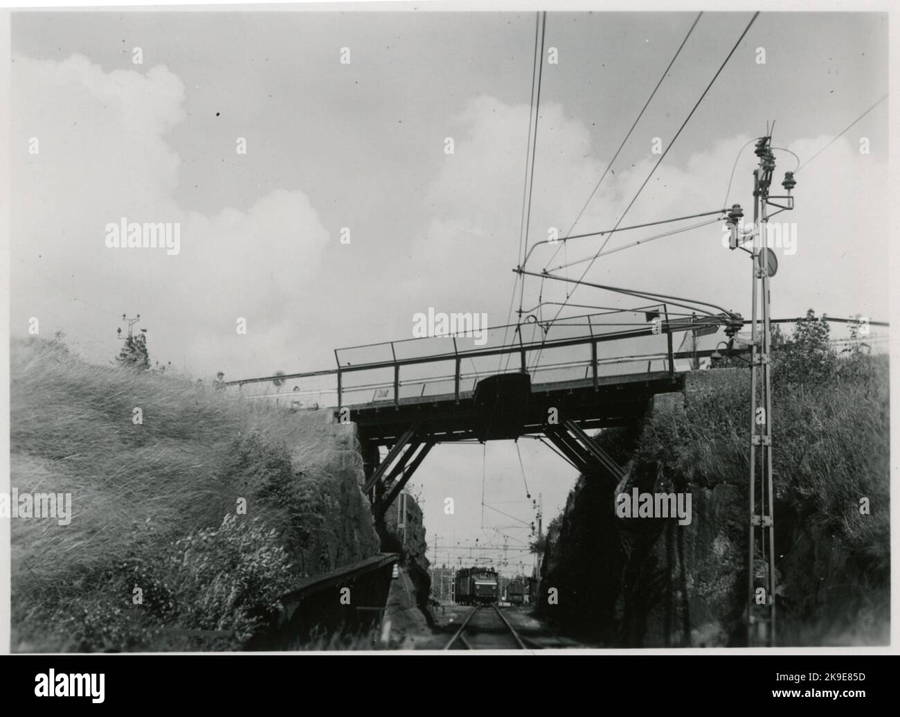 Preparation for the double track line Järna-Katrineholm.The road bridge ...