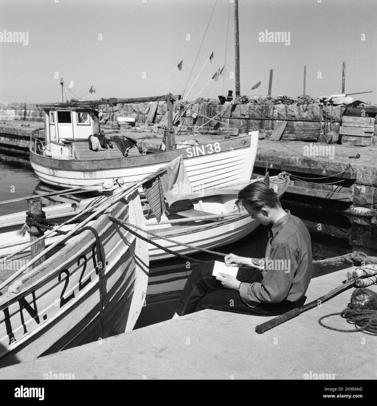 Teacher students visit Baskemölla fishing village. (Photo in ...