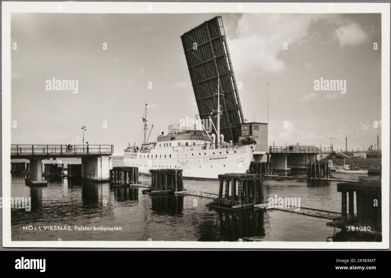Bridge opening for the ship Østbornholm Stock Photo - Alamy