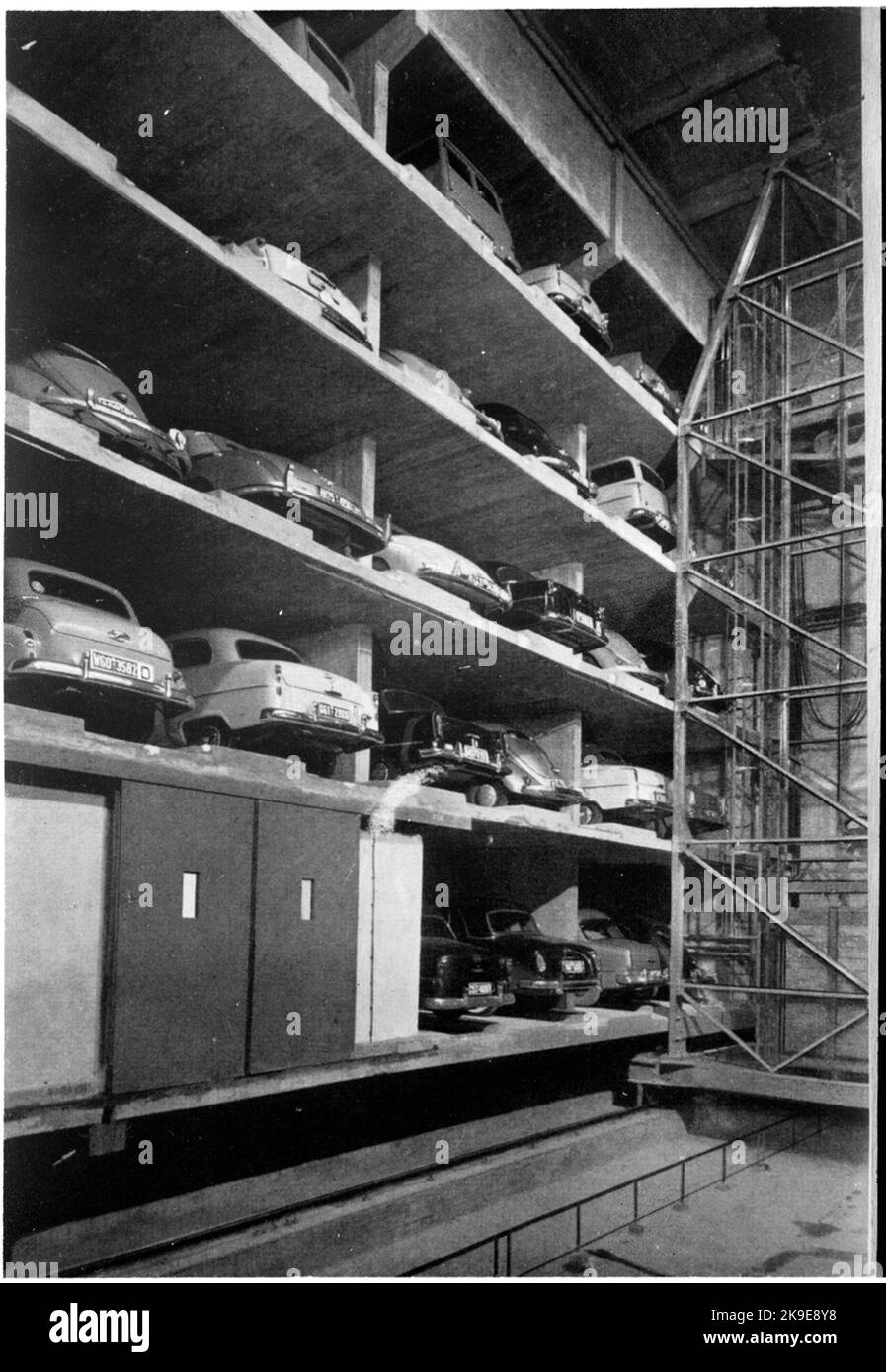 Garage with vehicles hi-res stock photography and images - Alamy