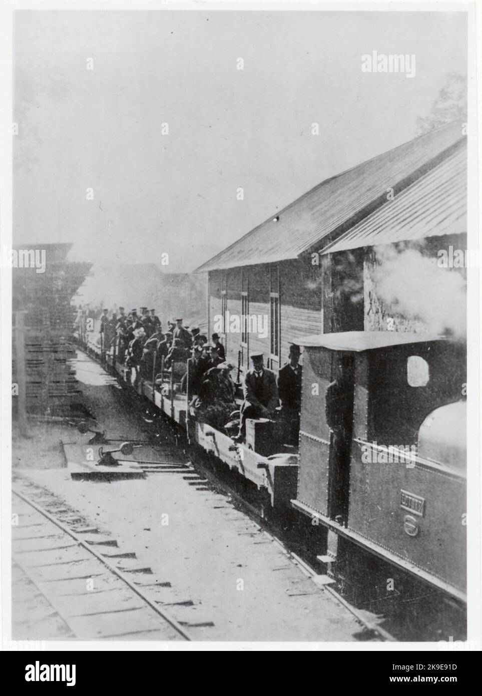 Square trains on Finspång Lotorp's railway. Finspong Lotorps Railway, FGLPJ LOK 1 "Lotorp". Lok ...