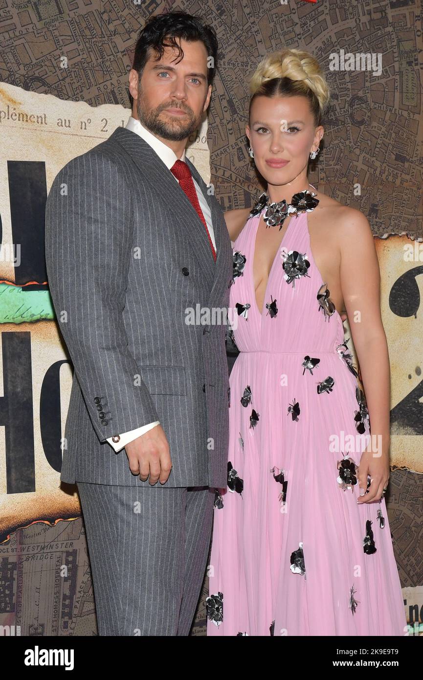 New York, USA. 27th Oct, 2022. (L-R) Actors Henry Cavill and Millie ...