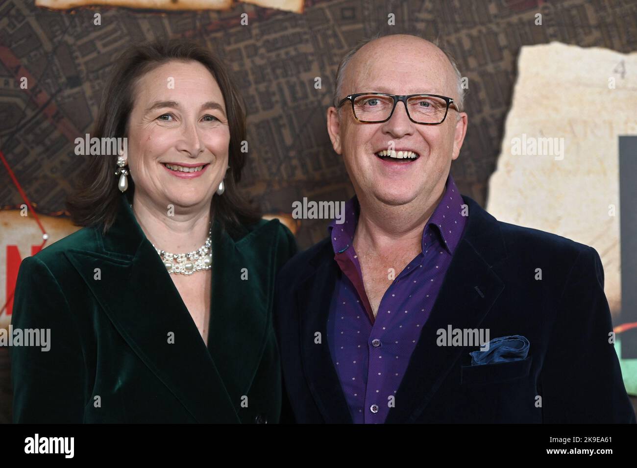New York, USA. 27th Oct, 2022. Director Harry Bradbeer (r) and wife ...
