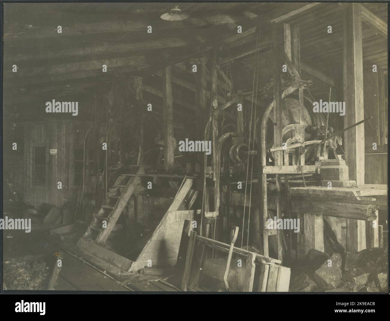 The bridge building over the Torne Älv. concrete mixing station.Banan ...