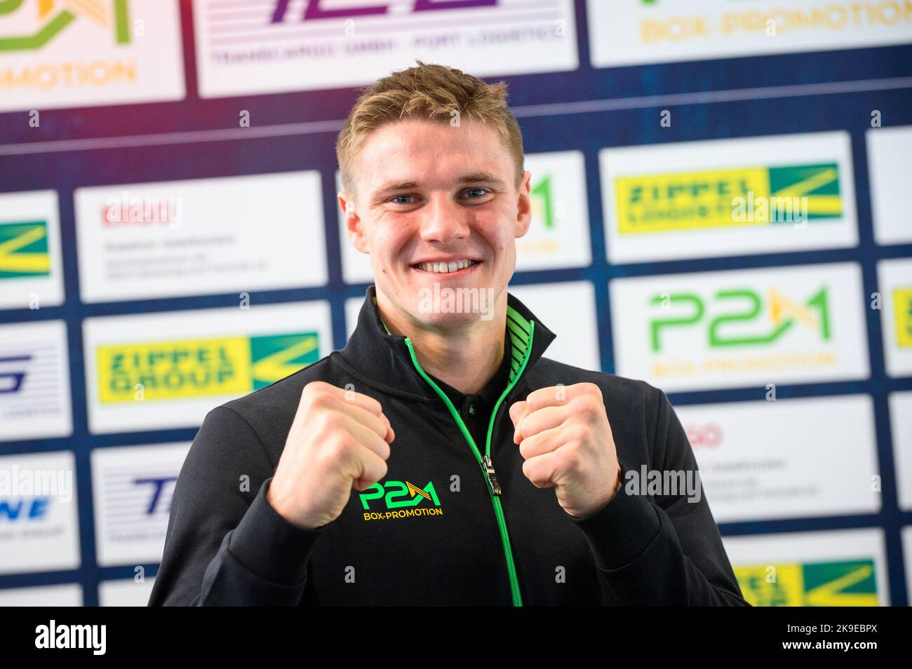 Hamburg, Germany. 25th Oct, 2022. Simon Zachenhuber, boxer. The new ...