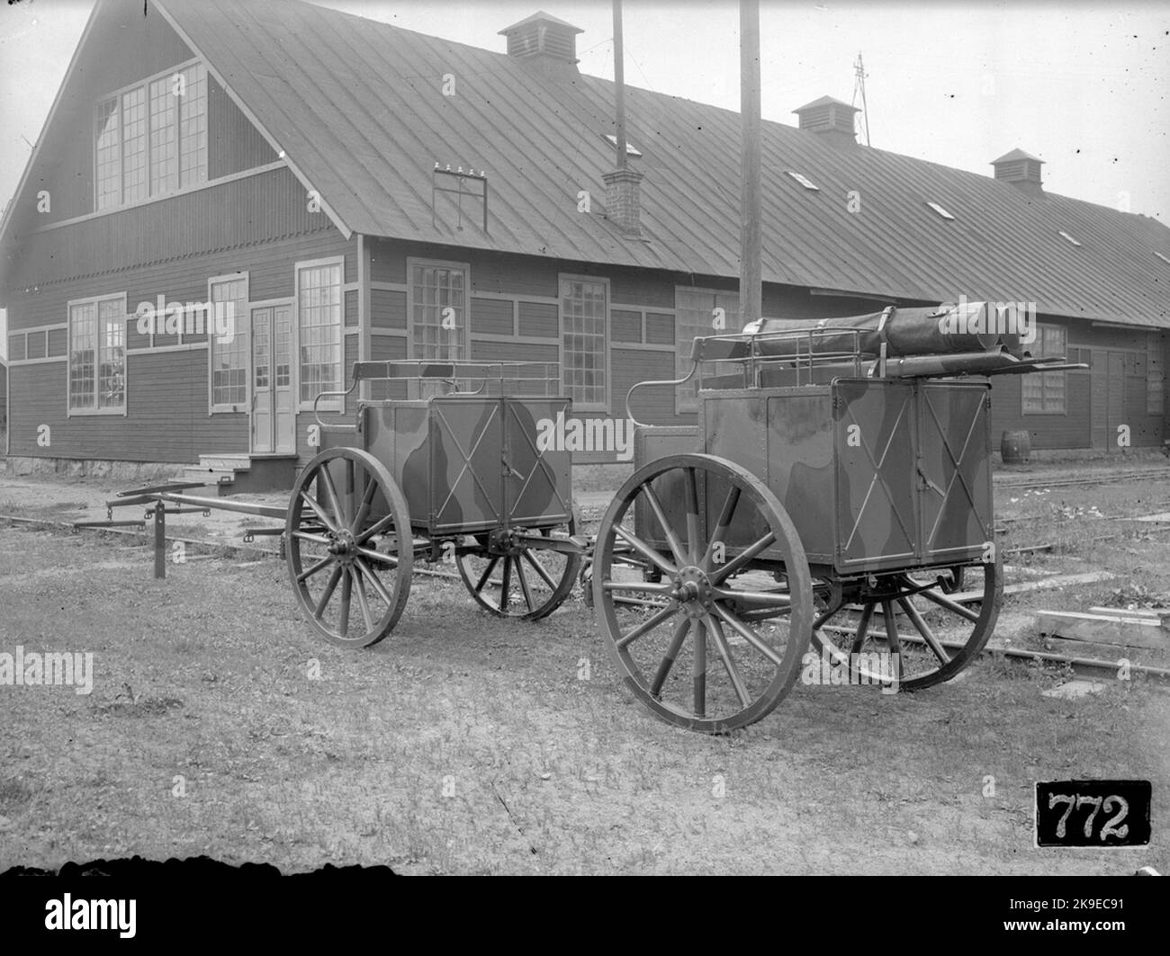 Long distance radio Black and White Stock Photos & Images - Alamy